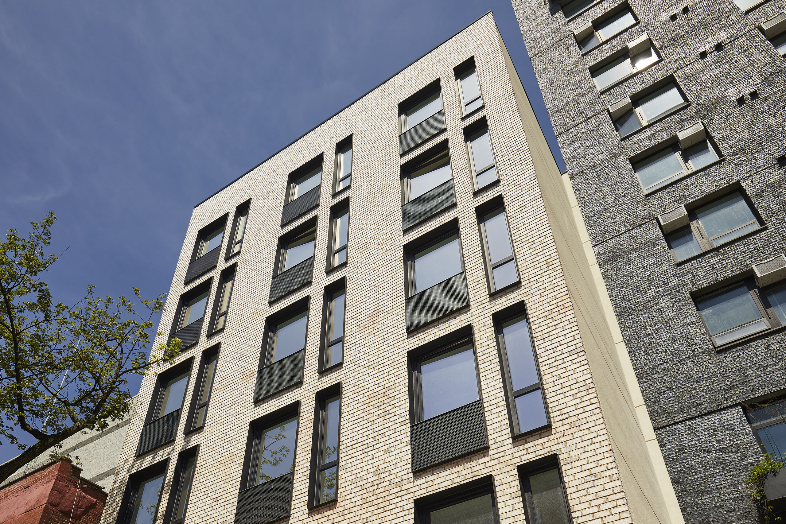 The Crest • Palette Architecture